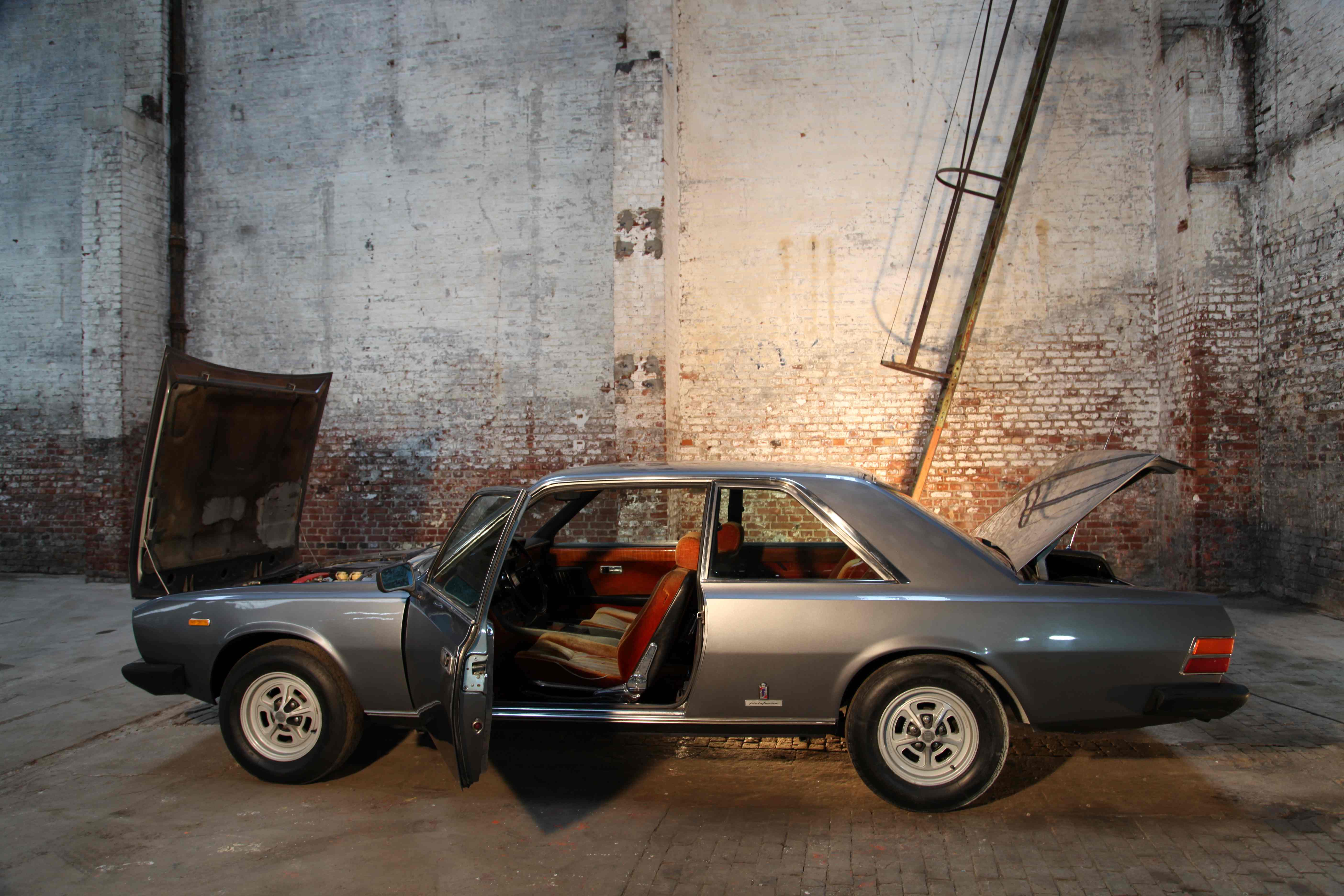 Fiat 130 Pinninfarina Coupé - Scuderia Sportiva Colonia